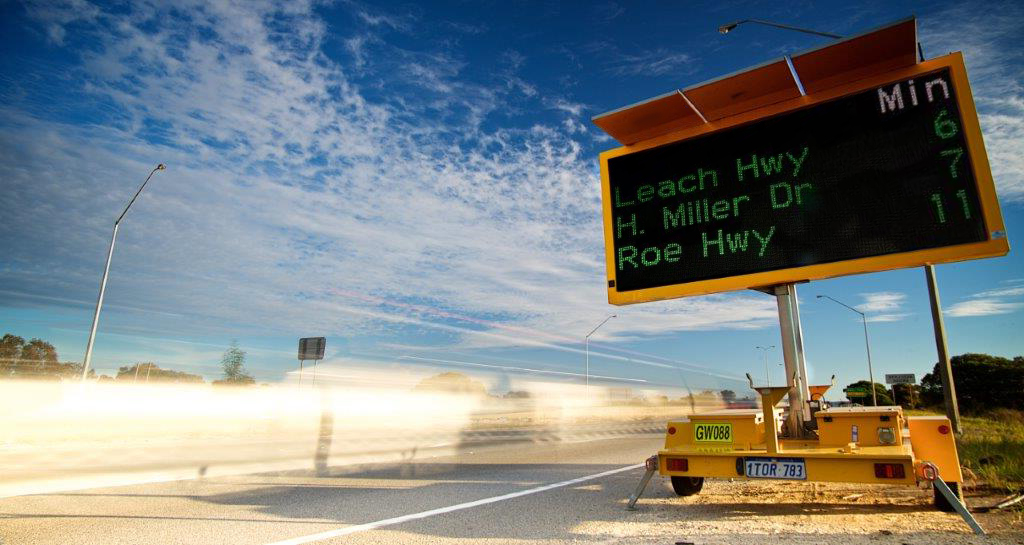 Reversed electronic sign - SHAWMAC - Civil & Traffic Engineering ...